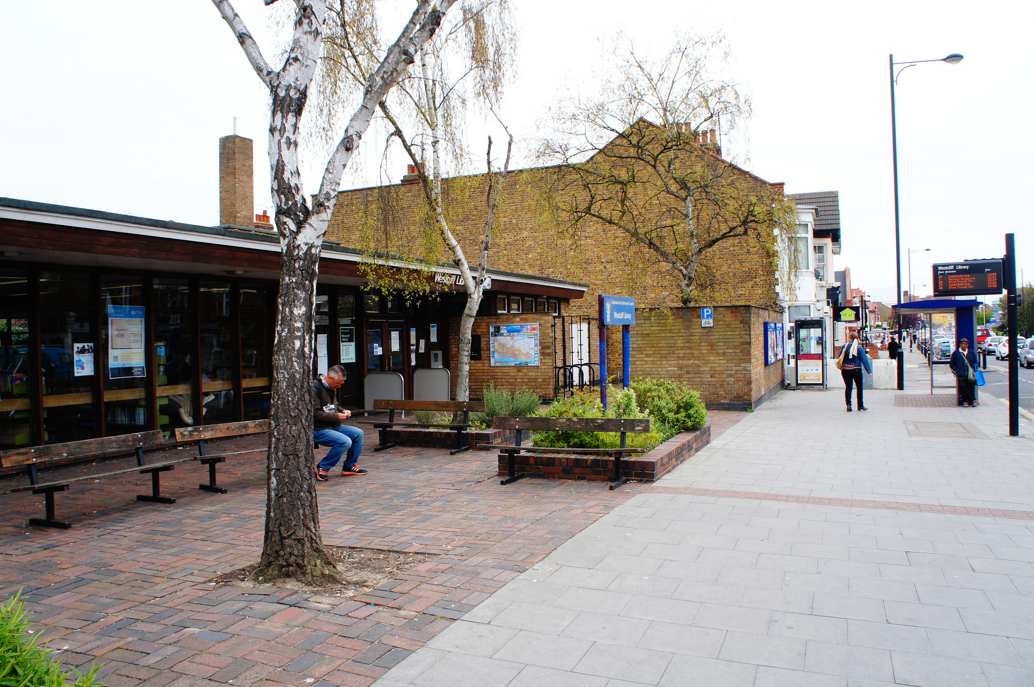 Westcliff Library - Visit Southend