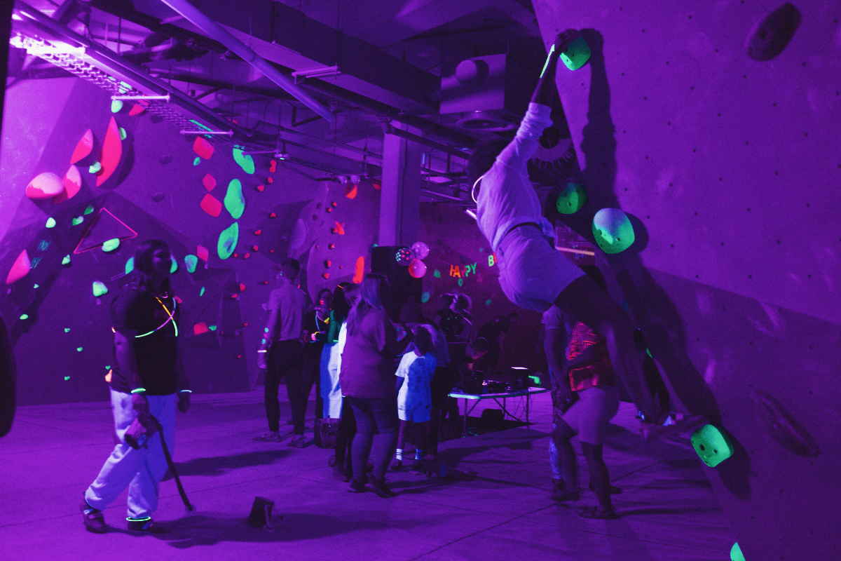 Back to School UV climbing party! - Visit Southend